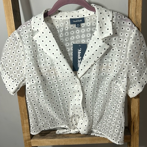 Modcloth | Tops | Modcloth Daisyprint Black White 5s Retro Style Blouse ...